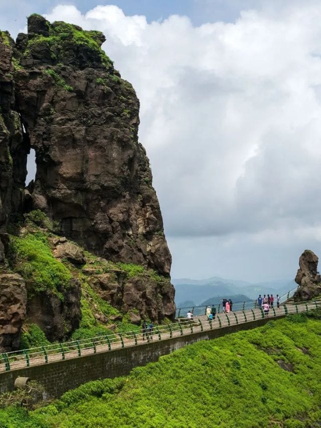 Most Famous Public Destinations For A Day Out In Pune - Trends9.com